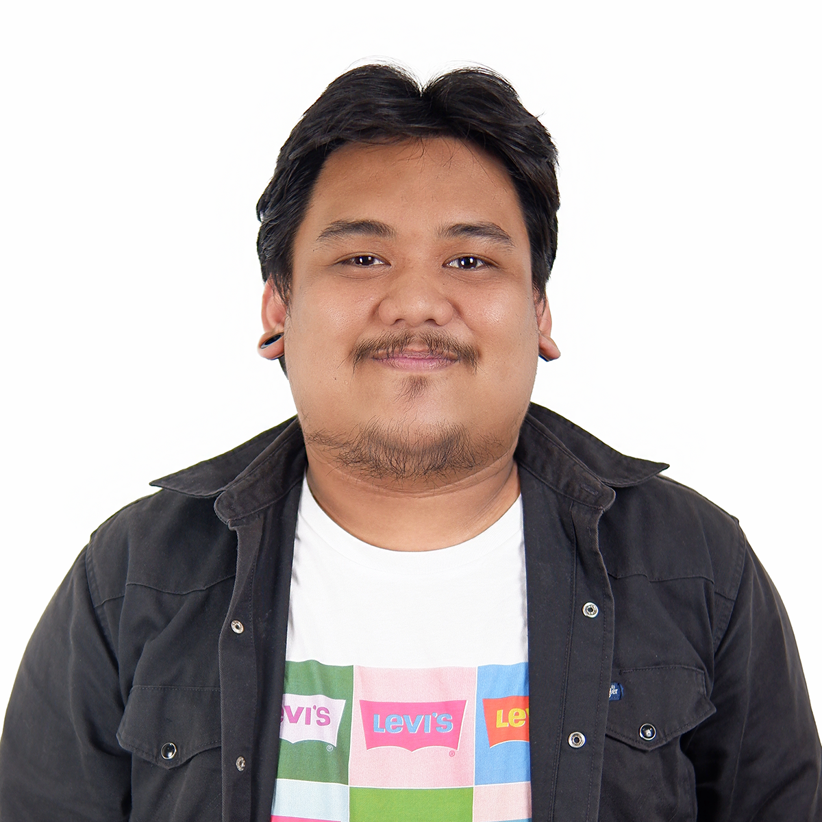 Carlo Montesclaros - Invest Blue