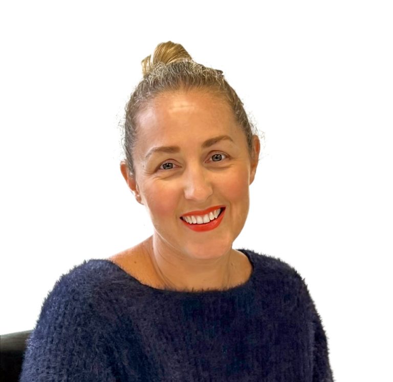 Charna Rifai - Invest Blue